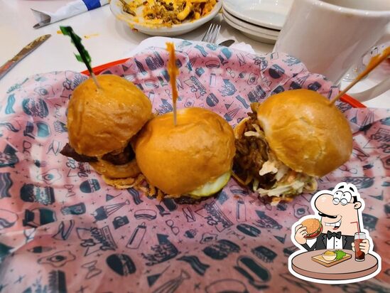 Ed Debevic's, 159 E Ohio St in Chicago - Restaurant menu and reviews