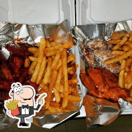 Muncheez, 12306 Buckeye Rd in Cleveland - Restaurant menu and reviews