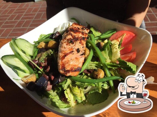 Wave Street Cafe in Monterey - Restaurant reviews