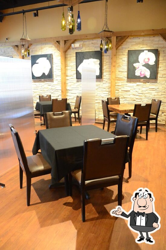 Sun Singer Restaurant, Wine & Spirits in Champaign - Restaurant reviews