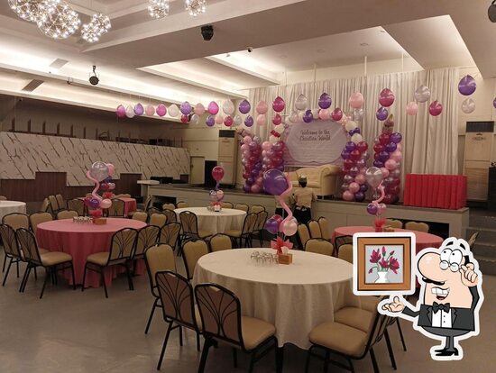 Tramway Garden Buffet restaurant, Quezon City, 65 Timog Ave ...