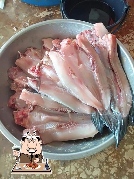 แพปลาตาเล็ก, Chum Saeng - Menú del restaurante, precios y reseñas