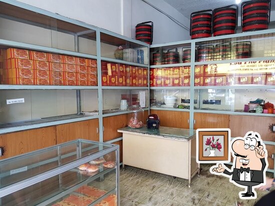 Toko Kue Mei Yen, Medan - Restaurant menu, prices and reviews