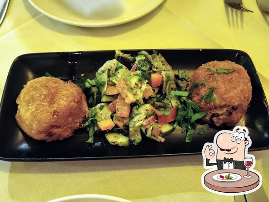 Remal Restaurant in Prestwich - Restaurant menu and reviews