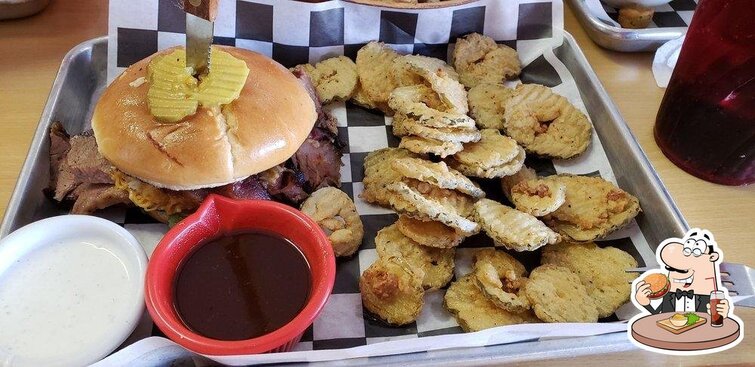 Outlaw Burgers & BBQ in Justin - Restaurant menu and reviews