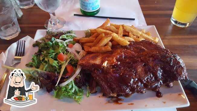 Le Crapaud, 695 Rue Sacré-Coeur O in Alma - Restaurant menu and reviews