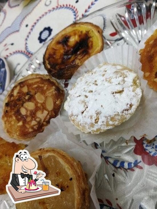 Caldanese Bakery, 3497 Dundas St W in Toronto - Restaurant menu and reviews