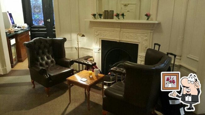 Great Western Rail First Class Lounge, 19 Eastbourne Terrace in London ...