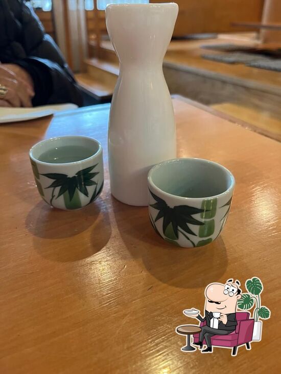Meeka Sushi Japanese Restaurant, Portland - Restaurant menu, prices and ...
