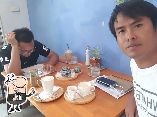 ร้านกาแฟกลางซอย (Coffee house@11), Nakhon Ratchasima - Opiniones del ...