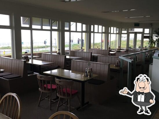 Roedean Cafe & Mini Golf Course - Brighton beach, Brighton - Restaurant ...
