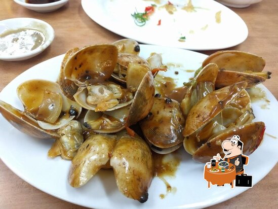 Moon Kee Lin Heung Restaurant, Hong Kong, 52 Kat Hing St - Restaurant ...