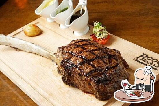 Bugatti's Steak & Pasta in Saint Charles - Restaurant reviews