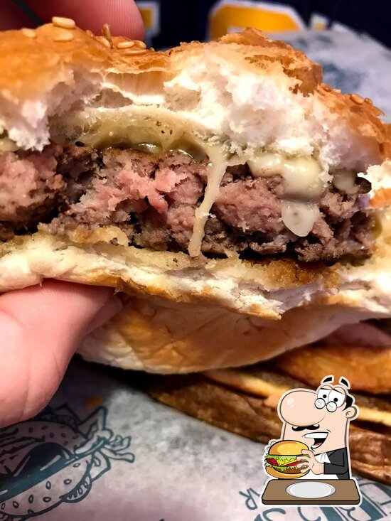 Zebb's Deluxe Grill & Bar in Mattydale - Restaurant menu and reviews