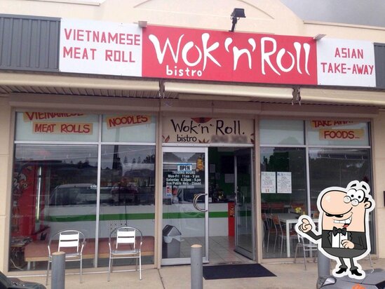 Menu at Wok 'n' Roll Bistro restaurant, Taperoo