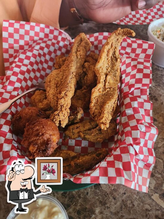 Crossroads Seafood, Hernando - Restaurant menu, prices and reviews