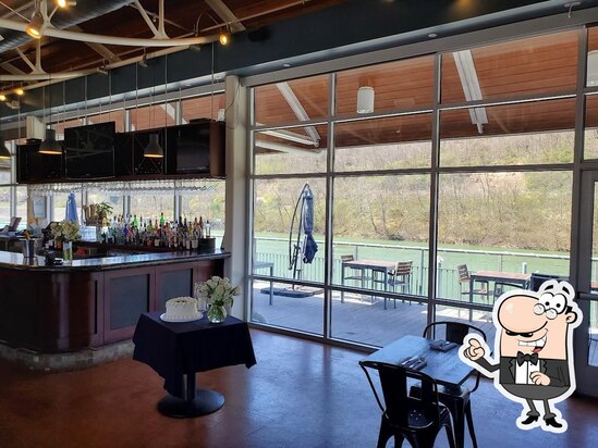 Table 9, Morgantown - Restaurant menu, prices and reviews
