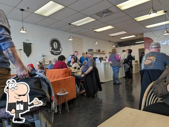 Fresh Grounds Coffee House, Ontario - Restaurant menu, prices and reviews
