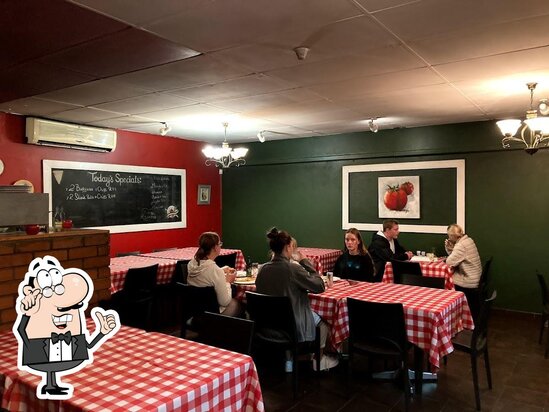 Franki Bananaz Hayfields inc. Scoozi's Pizza restaurant ...