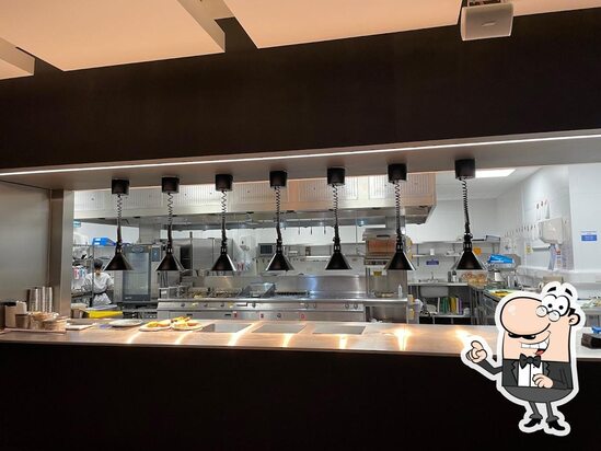 Box Bar Kitchen, Silverstone - Restaurant menu, prices and reviews