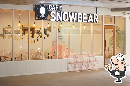 Cafe Snowbear, Мае Клонг