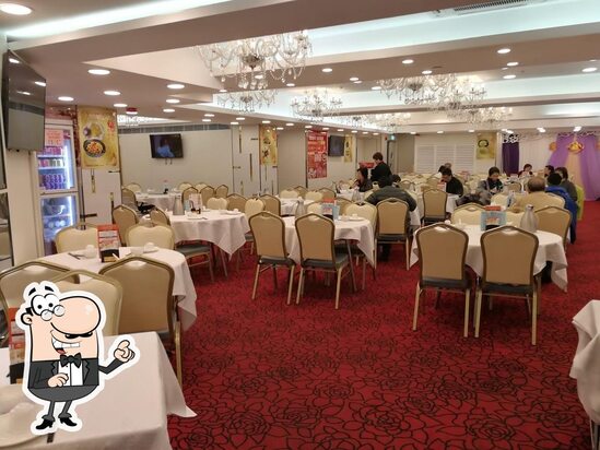 Golden Harbour Seafood Restaurant (Kwun Tong), Hong Kong - Restaurant ...