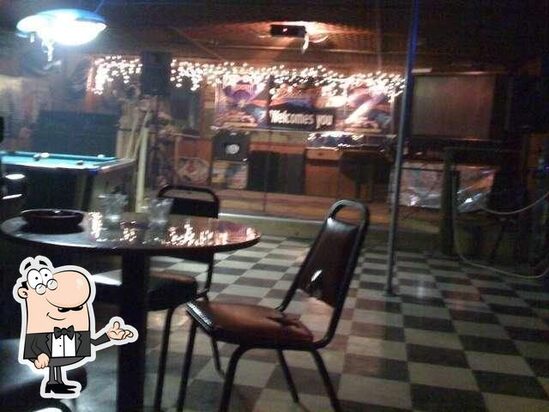 Red Dog Saloon Inc, 12542 US-301 in Starke - Restaurant reviews