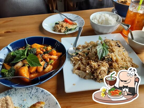 Bay View Thai Kitchen in Depoe Bay - Restaurant menu and reviews