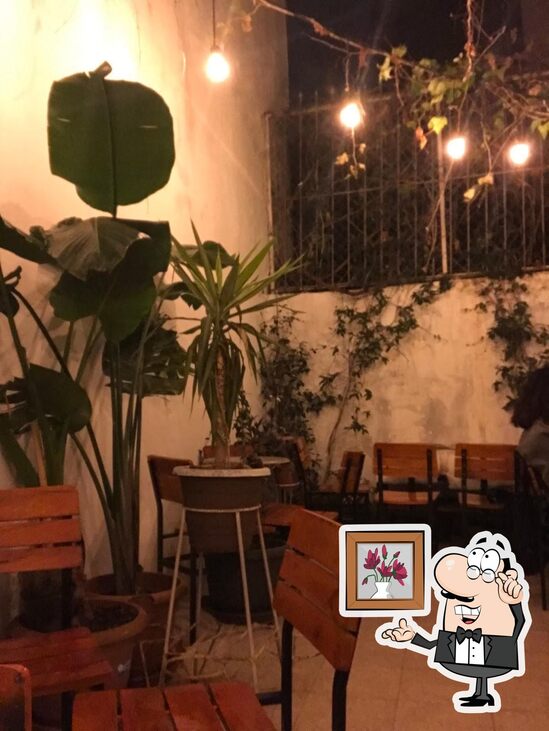 Hoi Coffee and Plants, Izmir - Restaurant menu, prices and reviews