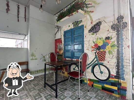 Moon Cafe & Restaurant, tp. Hội An - Restaurant menu, prices and reviews