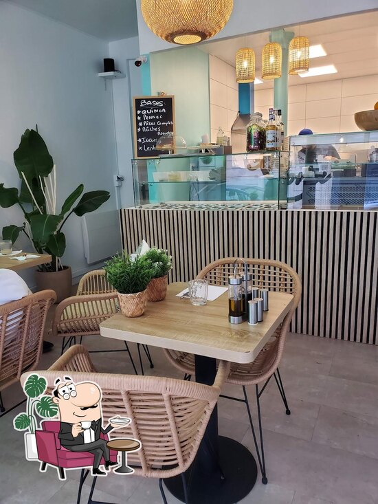 Alona, Paris, Malesherbes - Restaurant menu, prices and reviews