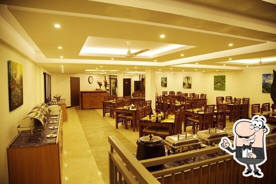 The Munnar Queen Resort, Kannan Devan Hills - Restaurant reviews