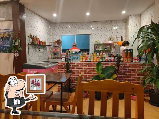 Menu at Hug Steak Cafe & Bingsu, Si Maha Phot