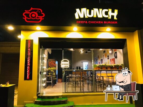 Speisekarte von Munch burger restaurant, New Cairo City