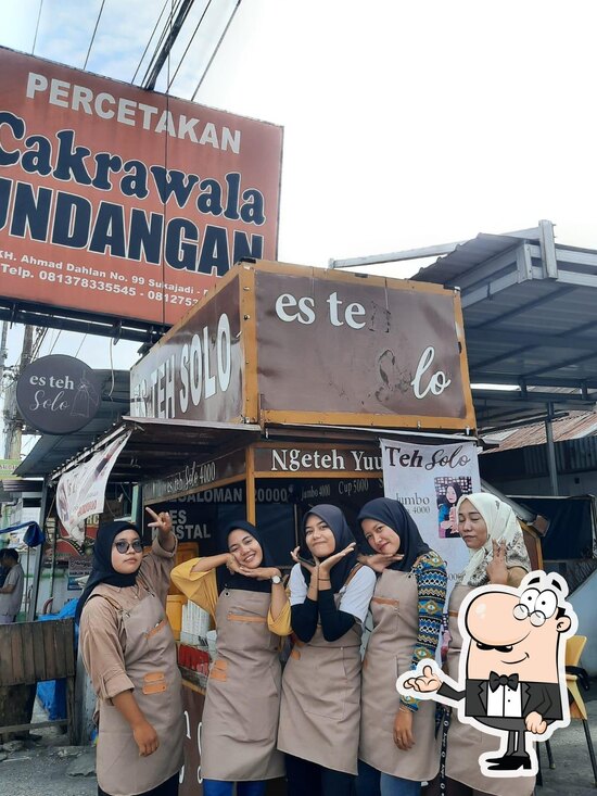 Es Teh Solo Pku pub & bar, Pekanbaru - Restaurant reviews