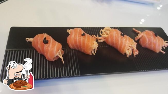 Mira Sushi in Chicago - Restaurant menu and reviews