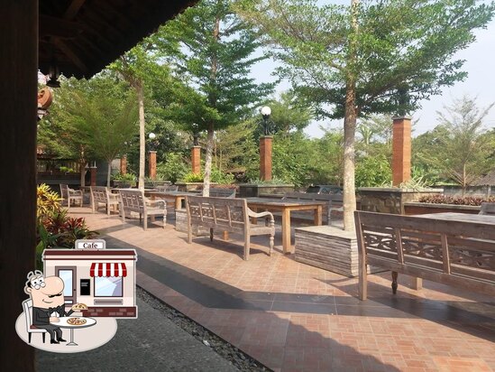 Menu at Warkop Alugoro cafe, Rembang