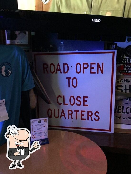 Menu at Close Quarters Pub, Avon Lake