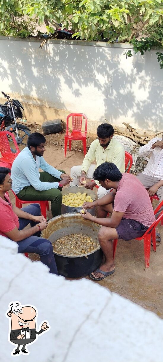 Menu at SRI SATYA DEVI SNACKS CENTER, Tuni