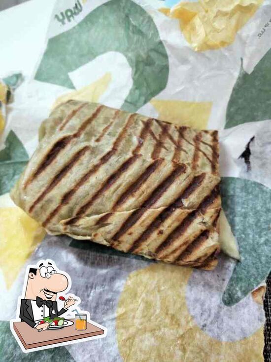 Menu at Subway fast food, Dubai, Al Quoz 4
