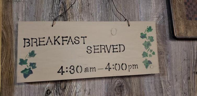 Triangle Cafe in Batesville - Restaurant menu and reviews