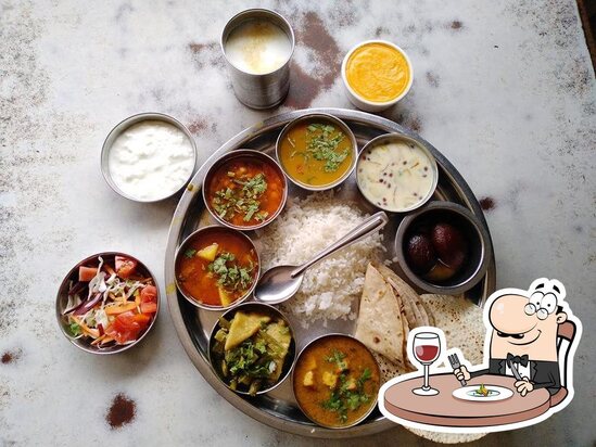 Shiv Sagar Dining Hall, Surat, 1/B - Restaurant reviews