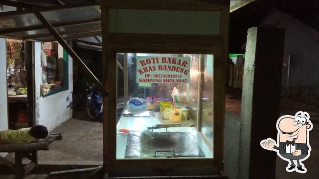 Menu at Roti Bakar Kampung Sholawat, Kudus