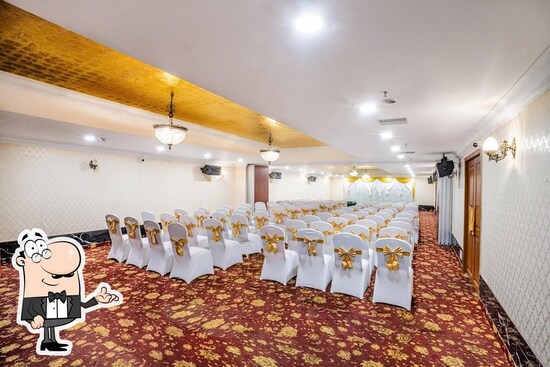 10 Downing Street - Kompally, Hyderabad - Restaurant menu, prices and ...