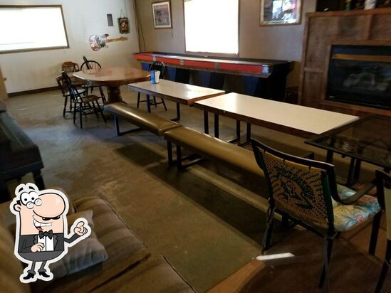 Menu at E's Locker Room pub & bar, Red Bluff
