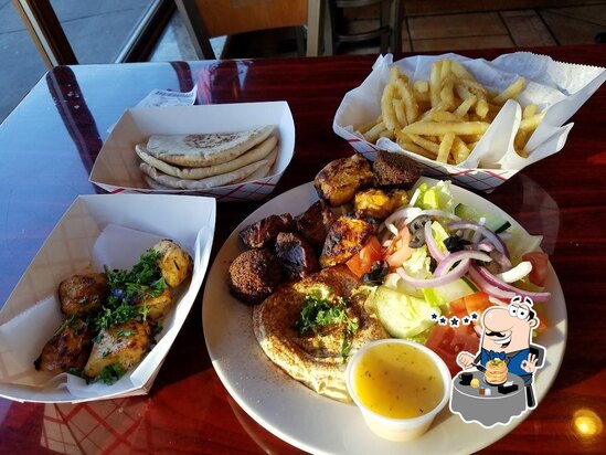 Aladdin Halal in Hartford - Restaurant menu and reviews