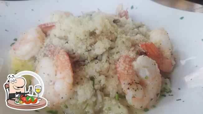 The Tin Lantern Bar and Grill in Meadow Vista - Restaurant menu and reviews
