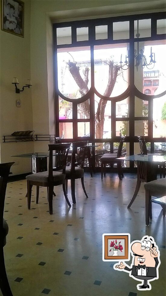 Les Négociants cafe, Marrakesh, Angle Mohammed V - Restaurant reviews