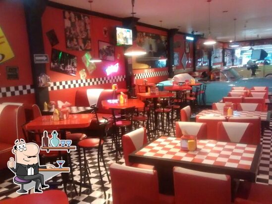 Be Bops Diner, Ciudad de México, Chilpancingo (estación) - Menú del ...