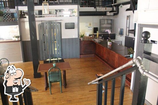 The Upper Room Kitchen in Tracy - Restaurant menu and reviews